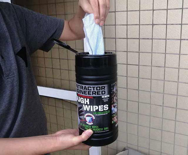 Best Industrial Wet Wipes: Benefits & Choosing Suppliers